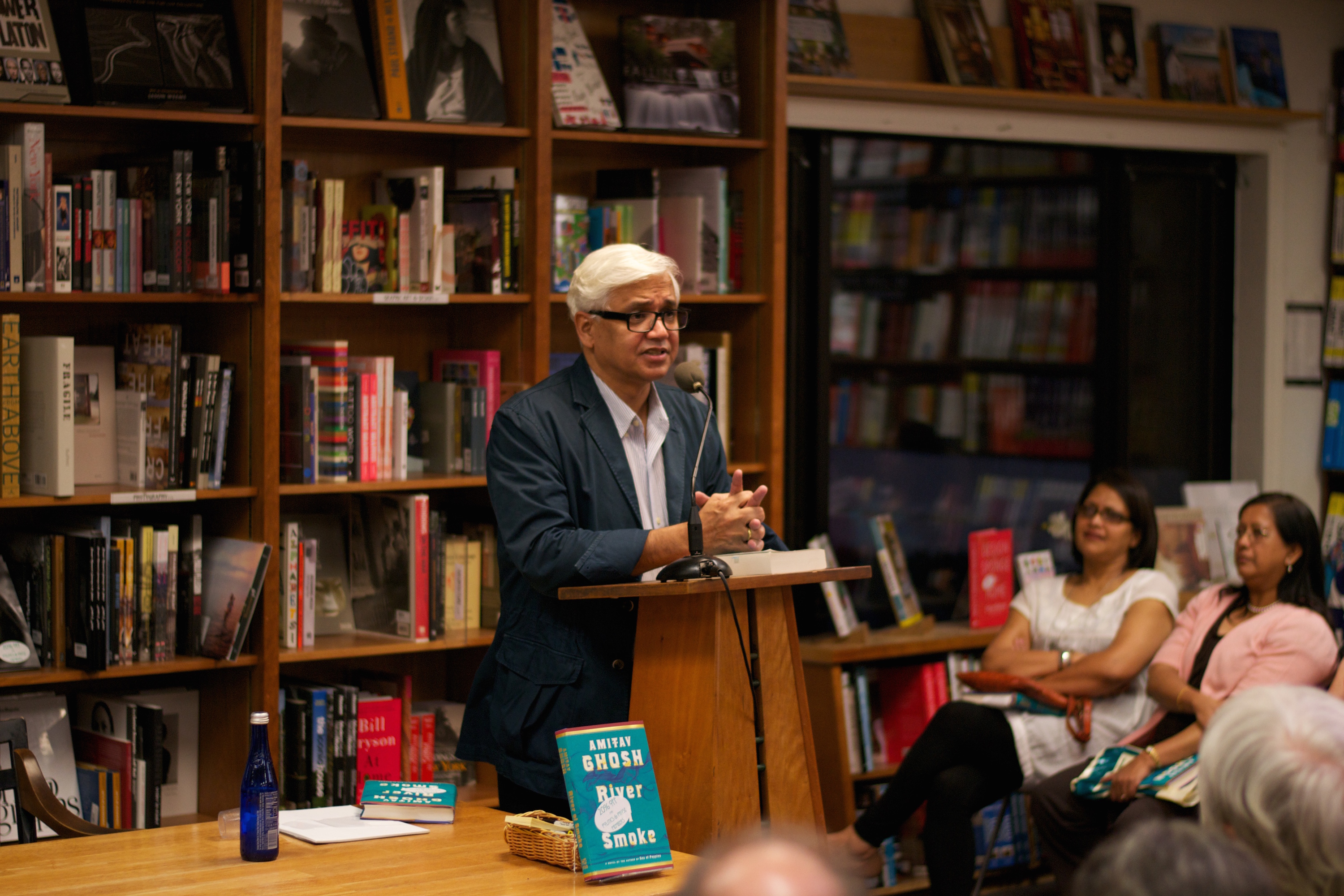 Novelist Amitav Ghosh to Receive 2018 Jnanpith Award - The Wire