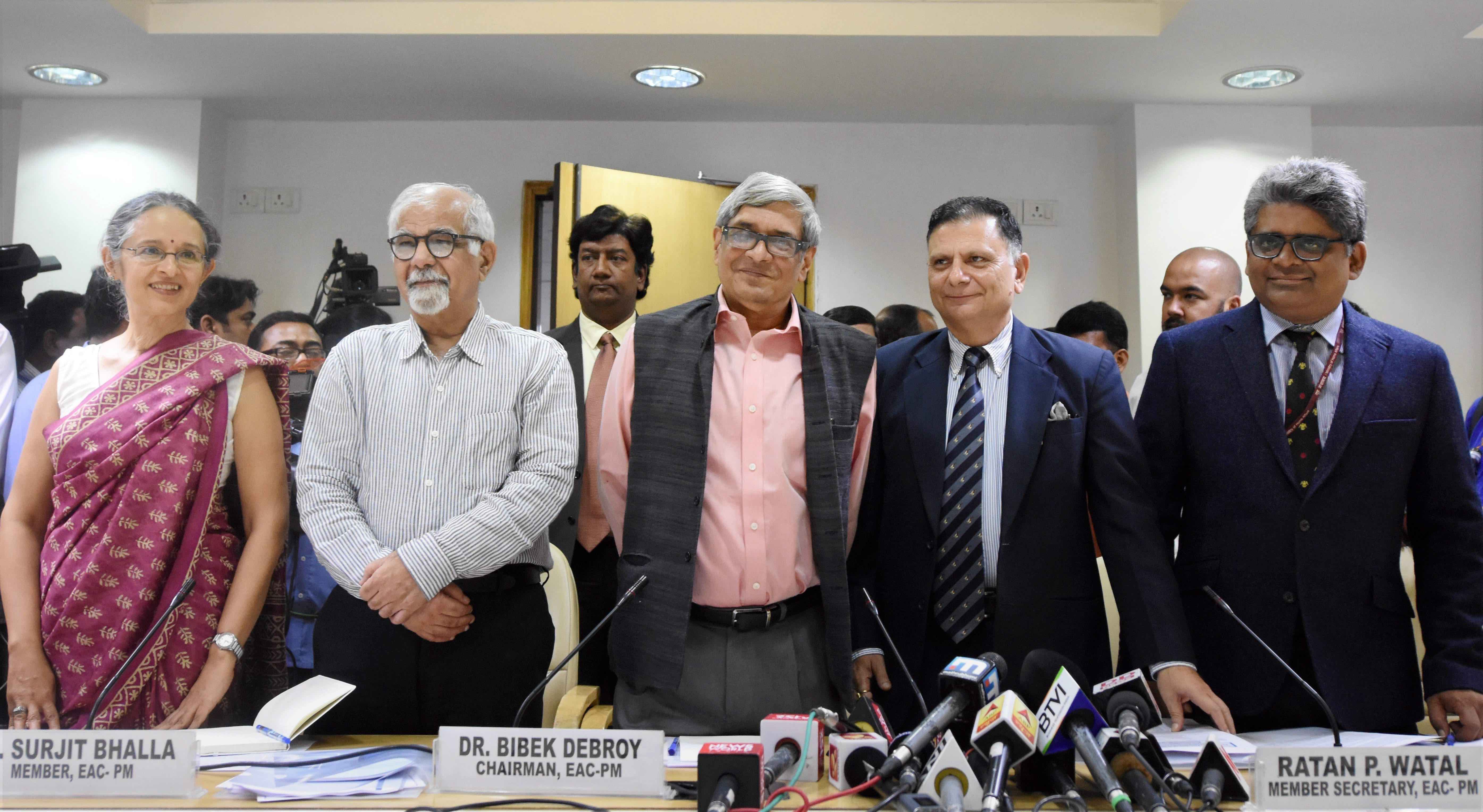 Modi's Economic Advisors Want Government to Push for Growth, Jobs - The ...