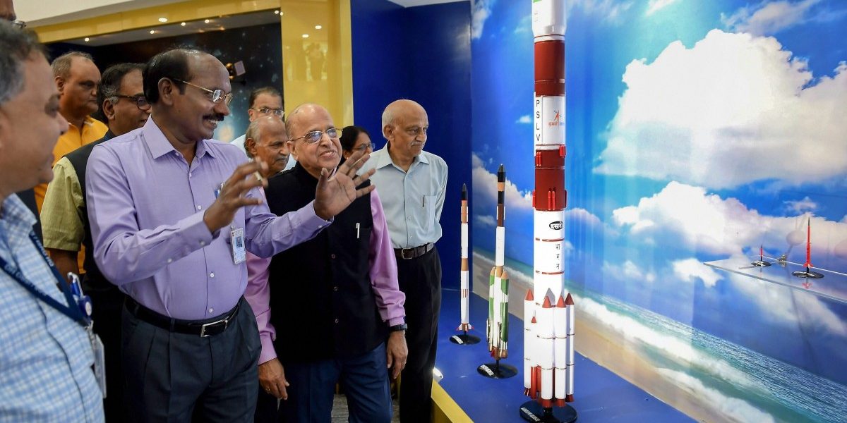 ISRO Needs to Reflect on How It Can Encourage, Not Dismiss, Those Who ...
