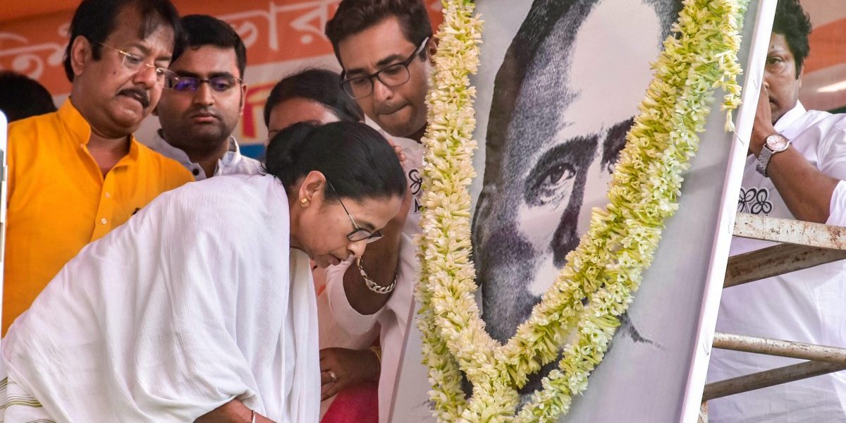 West Bengal Govt Forms Panel to Look Into Desecration of Vidyasagar ...