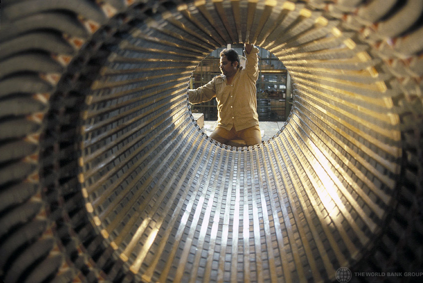 Unsafe Machines, No Training: A New Report Reveals Neglect of Worker ...