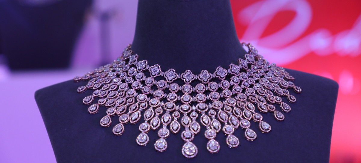 How Can Jewellery Brands Minimise Human Rights Risks in Their Supply ...