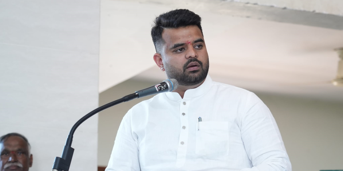Karnataka MP Prajwal Revanna Returns to Bangalore, Arrested in Rape ...