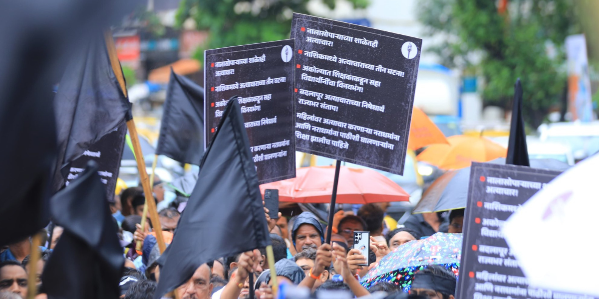 Maharashtra: Will the Badlapur Blot Blunt the Impact of the ‘Darling ...