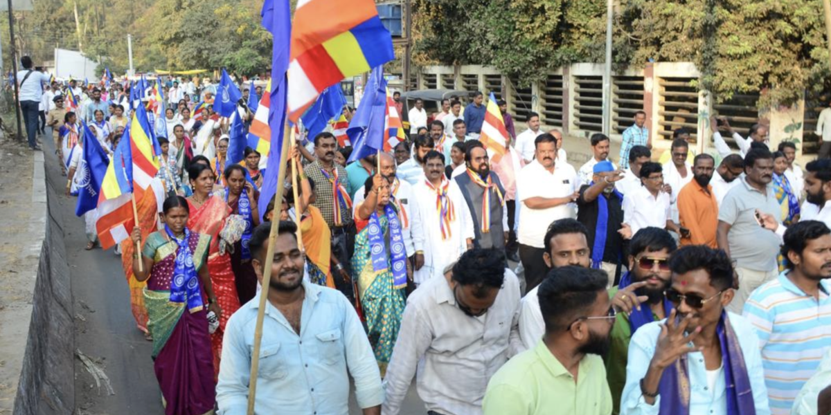 'Take Action Against Cops Who Brutalised Dalit People': Hundreds Begin ...