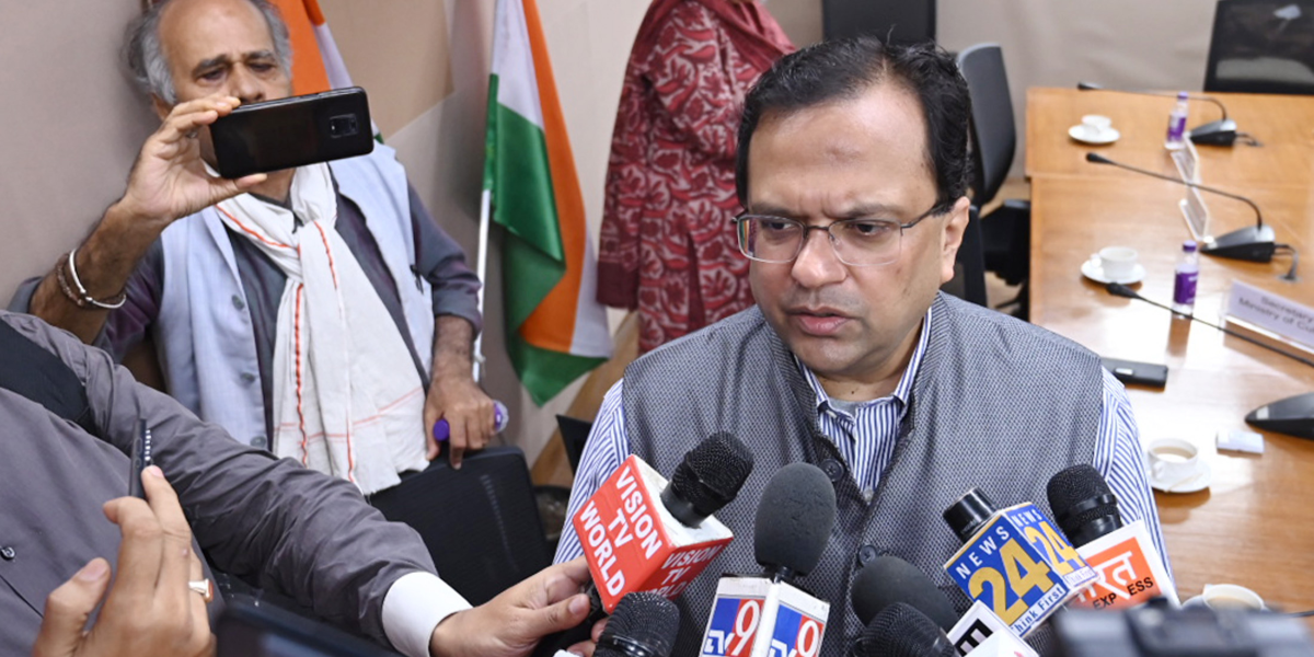 Union Home Secretary Arrives in Jammu After Deaths of Minor, Two Men ...