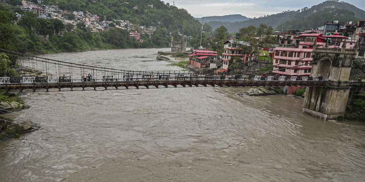 At Least Two Dead in Himachal Flash Floods; Nearly 20 Labourers Feared Swept Away - The Wire